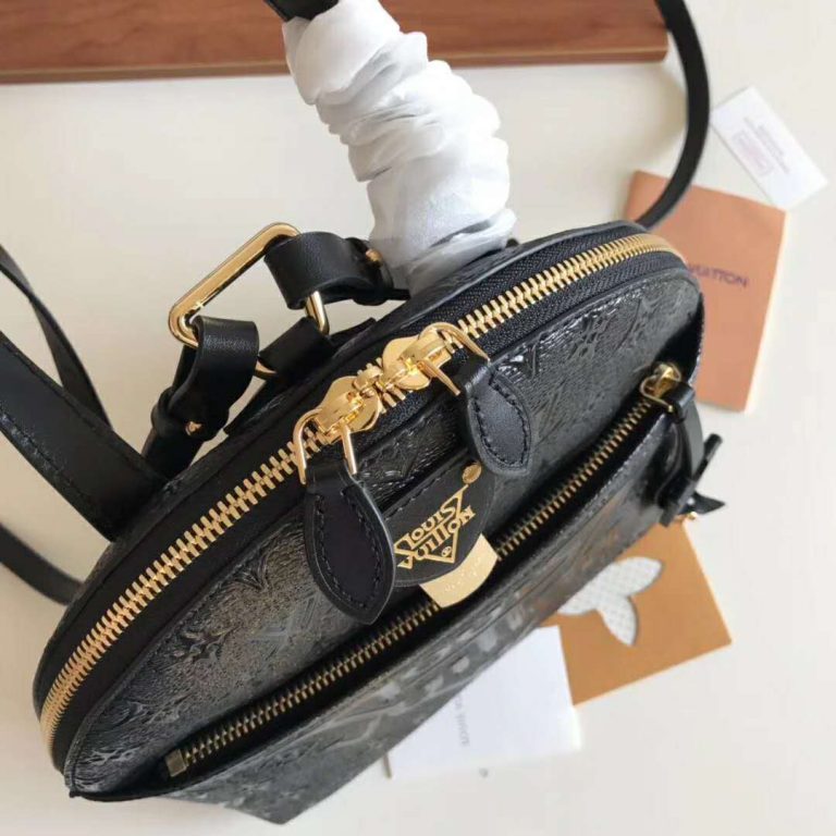 Louis Vuitton Moon Bag | semashow.com