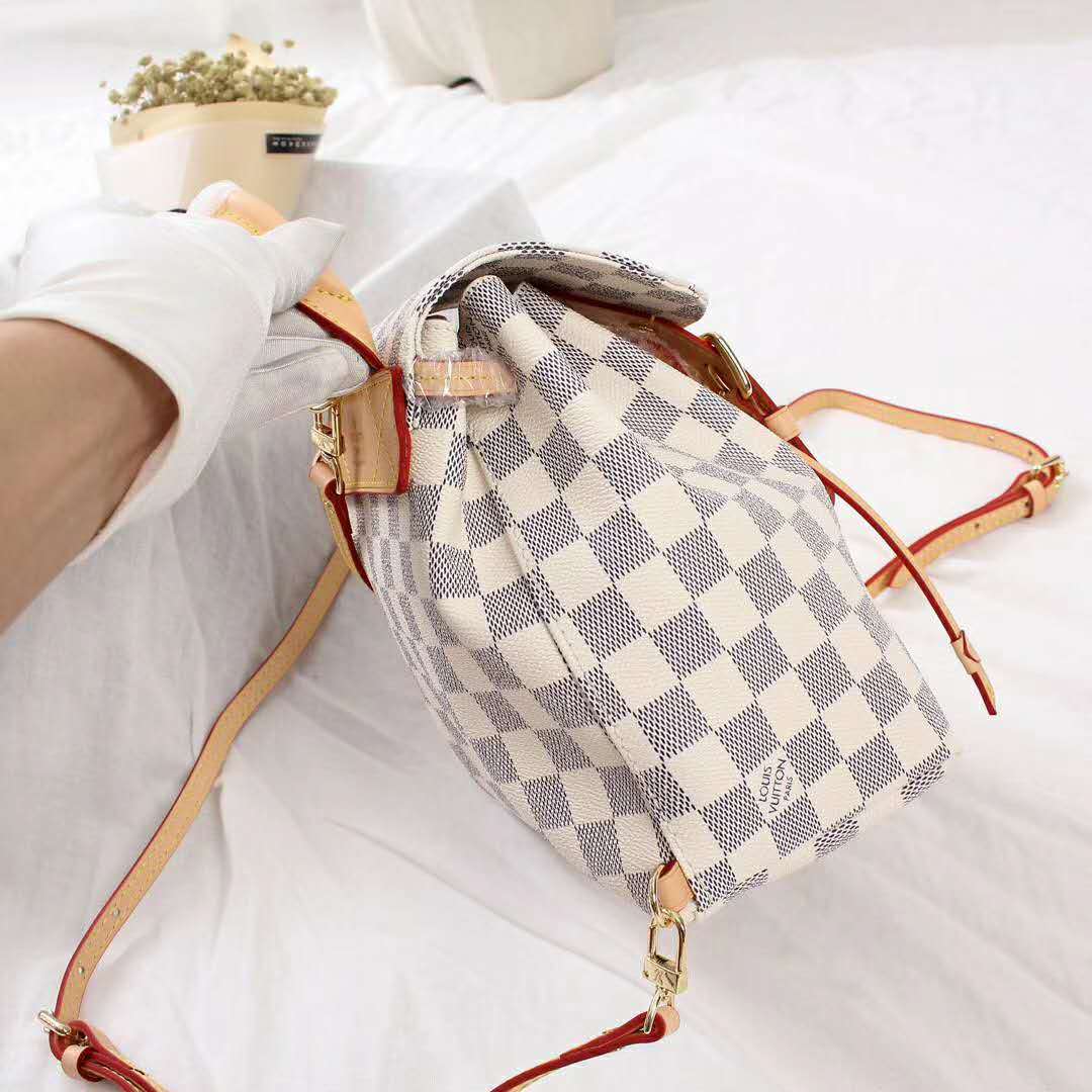 Beige Louis Vuitton Backpacks | IUCN Water Beige Louis Vuitton Backpacks | IUCN Water